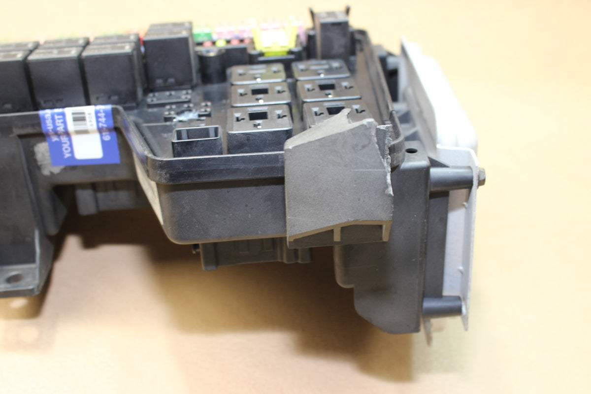 02-05 RAM 1500 TIPM TOTALLY INTEGRATED POWER MODULE FUSE BOX 56049680A ...