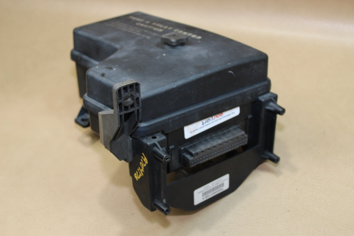 02-05 RAM 2500 3500 TIPM TOTALLY INTEGRATED POWER MODULE FUSE BOX 0502 ...