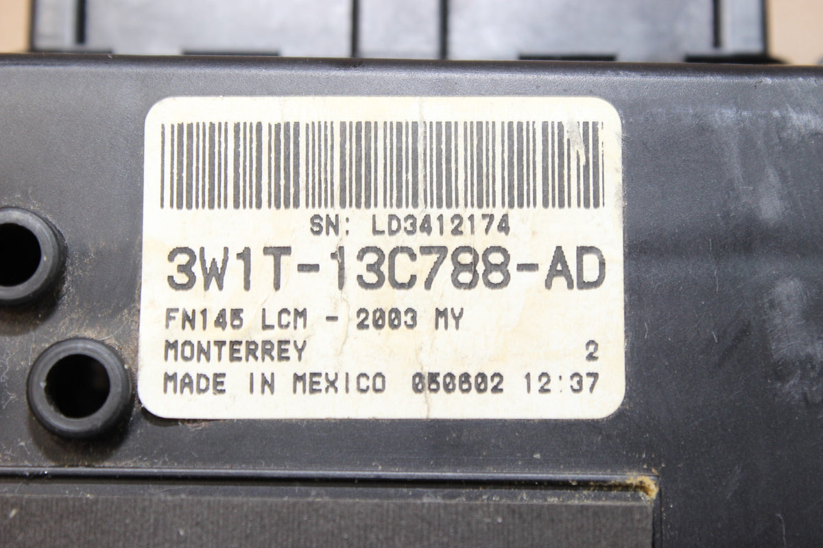 03-04 REBUILT LINCOLN TOWN CAR OEM LIGHTING CONTROL MODULE LCM 3W1T-13 ...