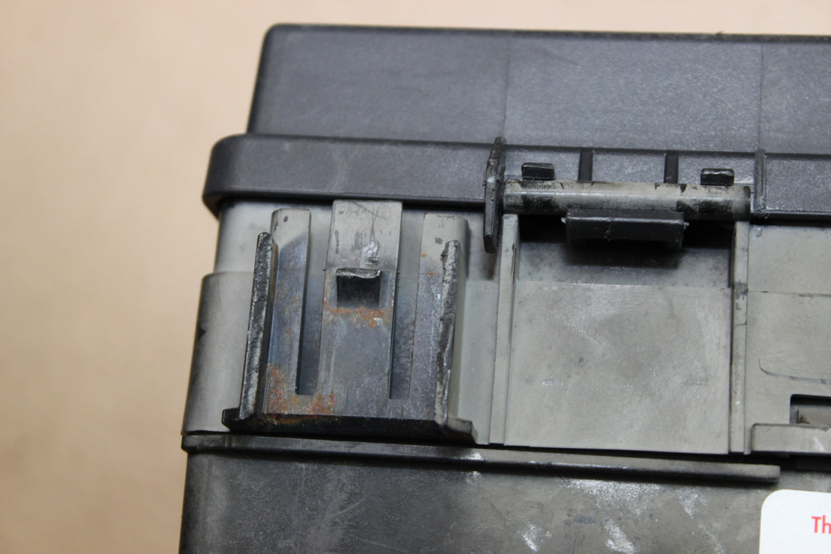 08 09 JOURNEY CARAVAN T&C TIPM TEMIC INTEGRATED FUSE BOX MODULE 046923 ...
