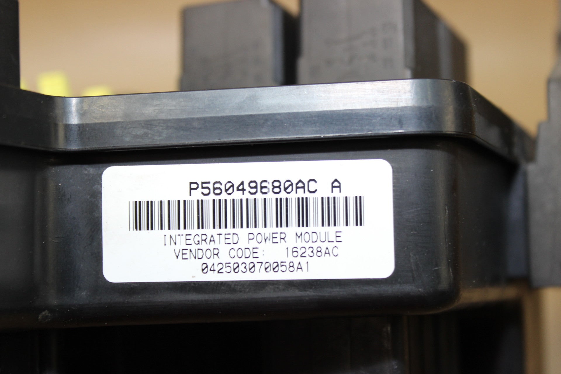 02-05 RAM 1500 TIPM TOTALLY INTEGRATED POWER MODULE FUSE BOX 56049680A ...